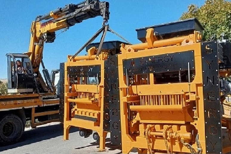 Machine bloc beton Semiautomatique Destockage Grossiste